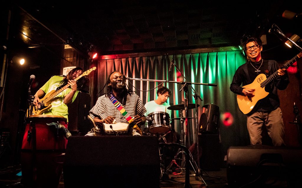 ARTISTS | Playwright